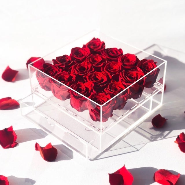 Acrylic Rose Boxes Collection | Glamour Eternal Roses | Luxury Long ...